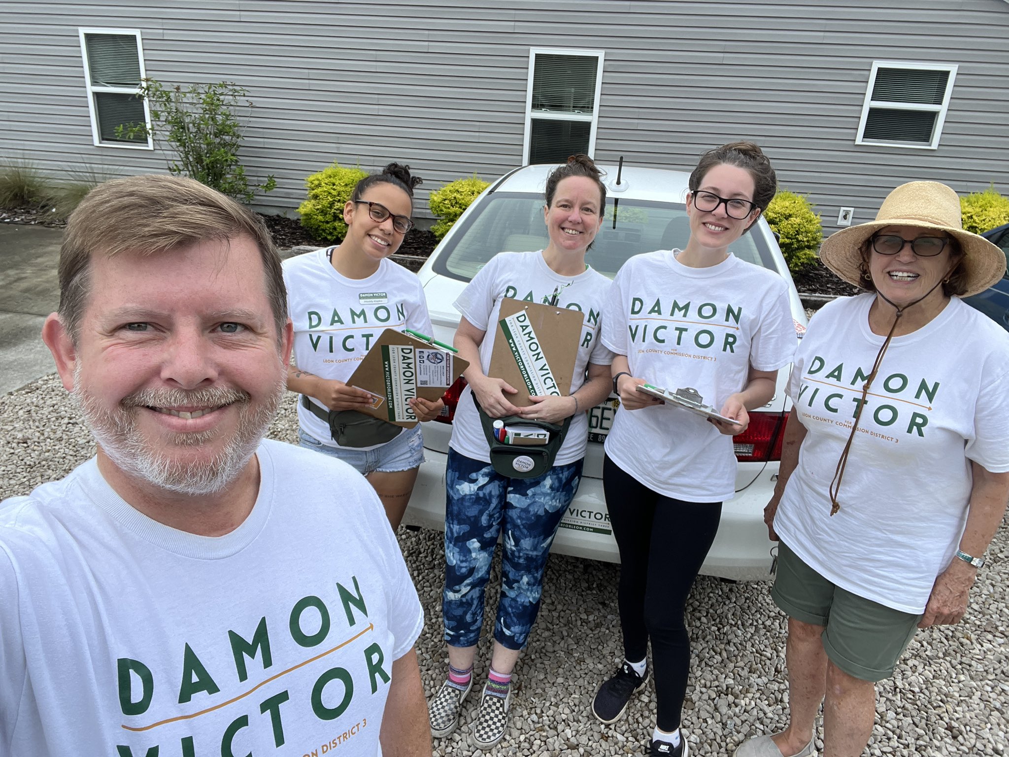 News – Victor For Leon